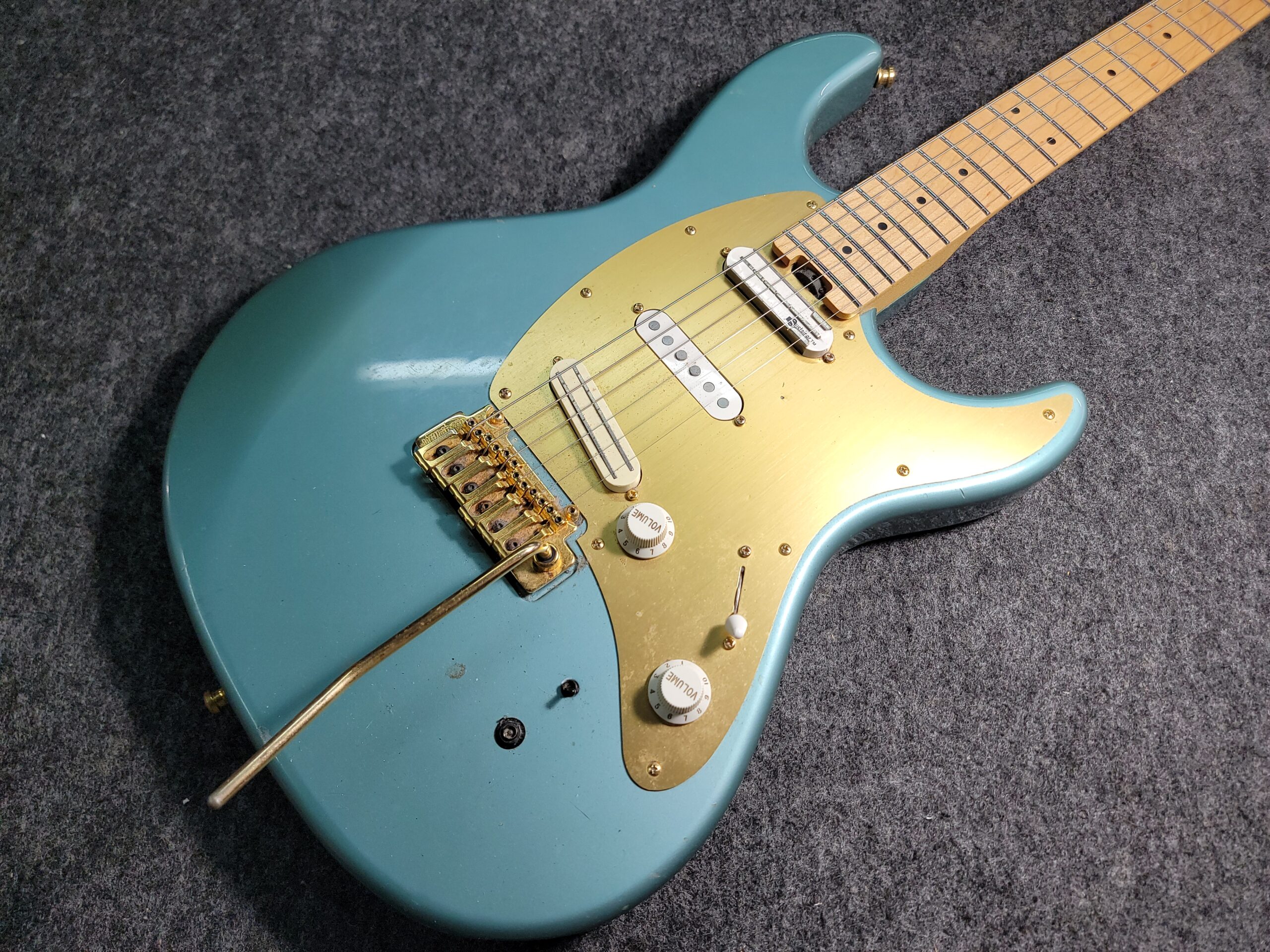 Fernandes / NTG-YOU – ミニスイッチ交換・配線・クリーニング - ZEEK Guitars